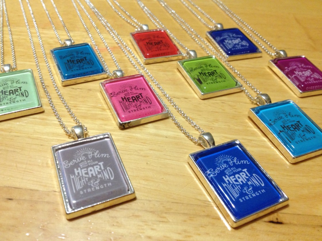 2015 Mutual Theme Glass Tile Necklaces – Hang a Ribbon on the Moon
